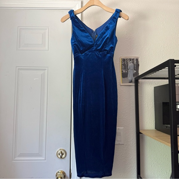Laura Byrnes | Dresses | Laura Byrnes Blue Cobalt Royal Velvet Knit ...